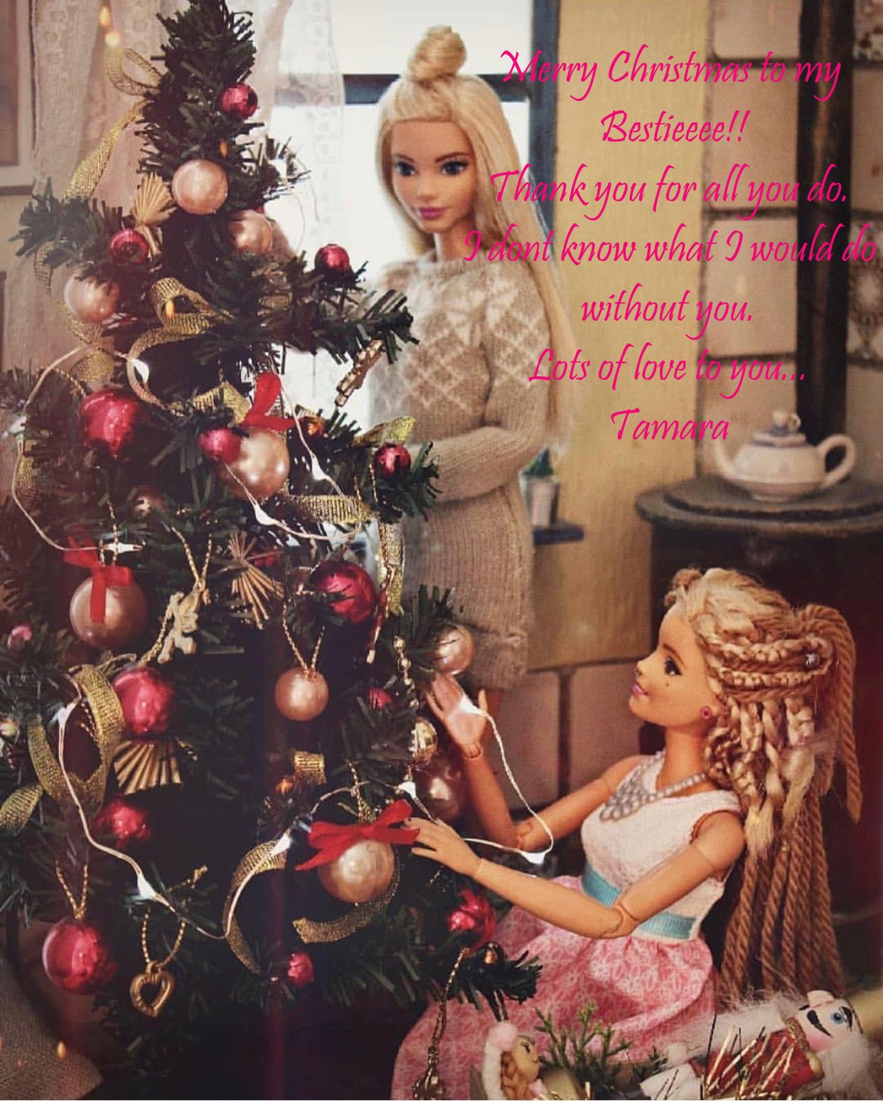 Queenie Christmas — Postimages