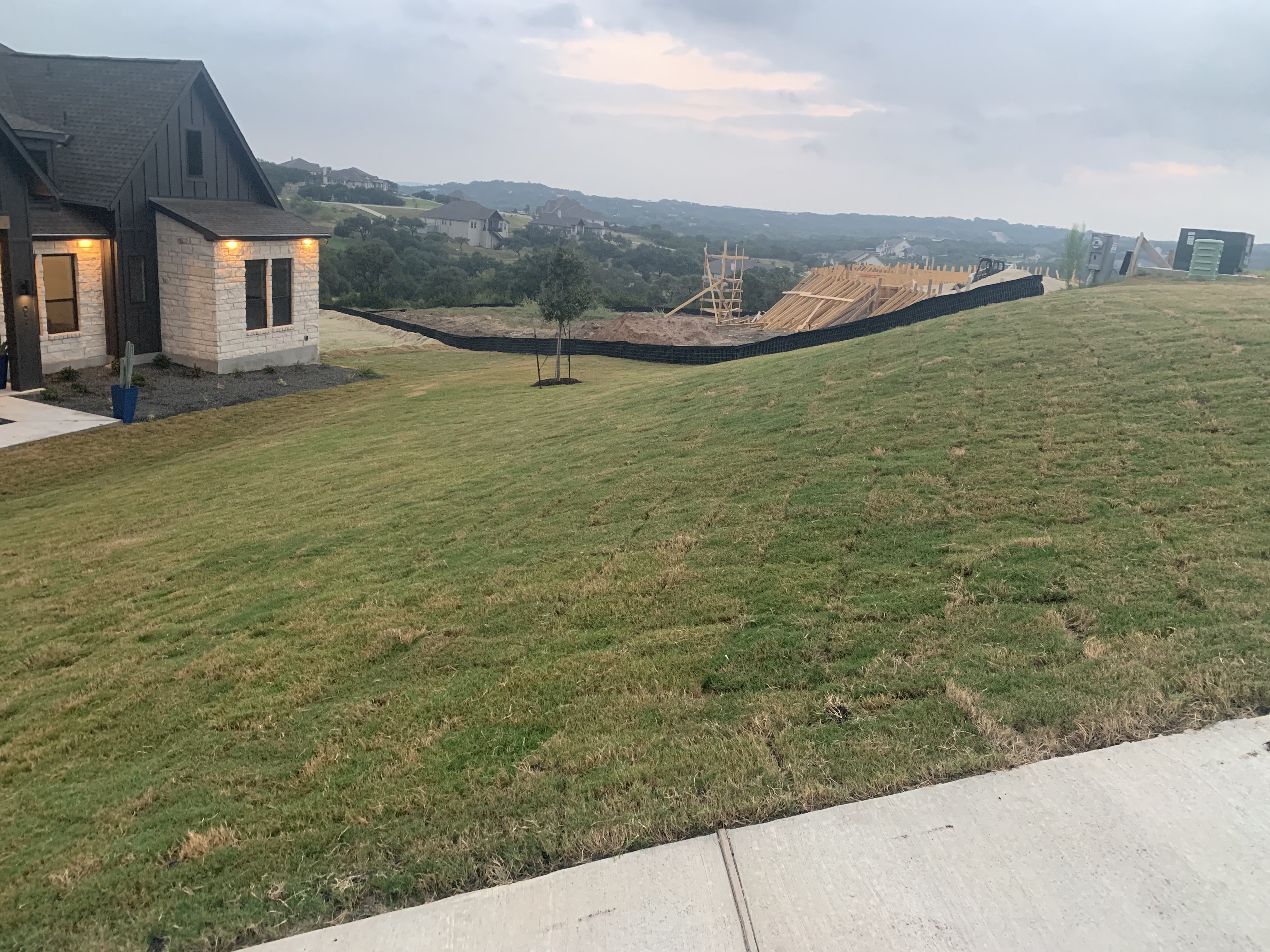 Front yard from top of driveway2 — Postimages