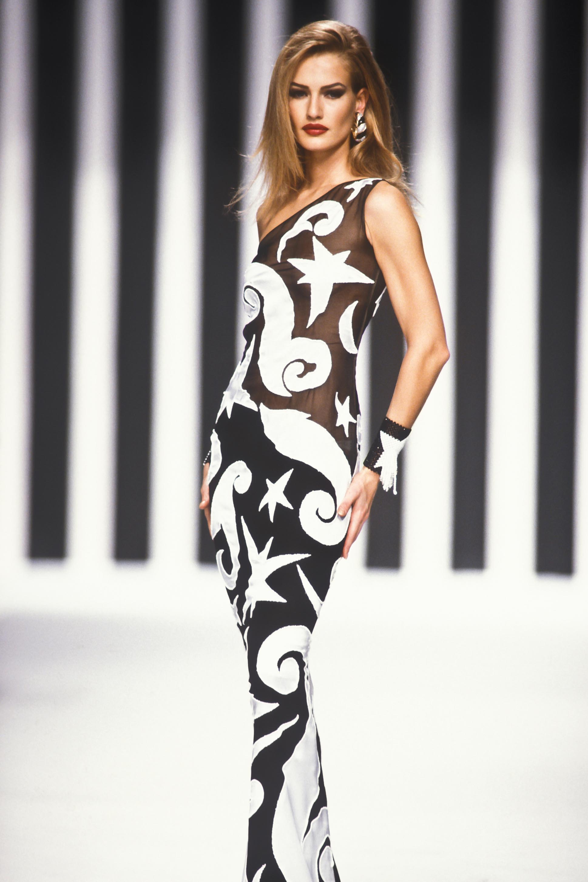 Fashion Classic: V A L E N T I N O Spring-Summer 1992 | Lipstick Alley