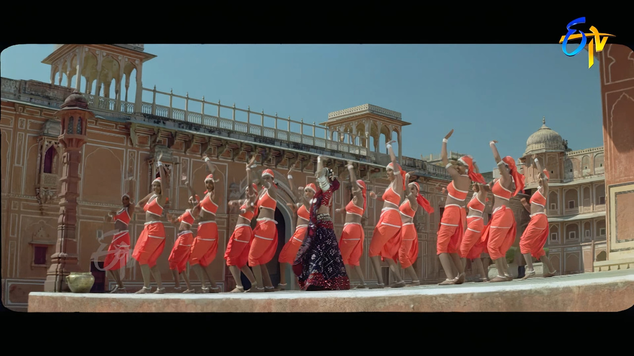 Mahima Chaudhry Manasulo Maata 1999 Telugu mp4 snapshot 02 50 [2021 02 ...