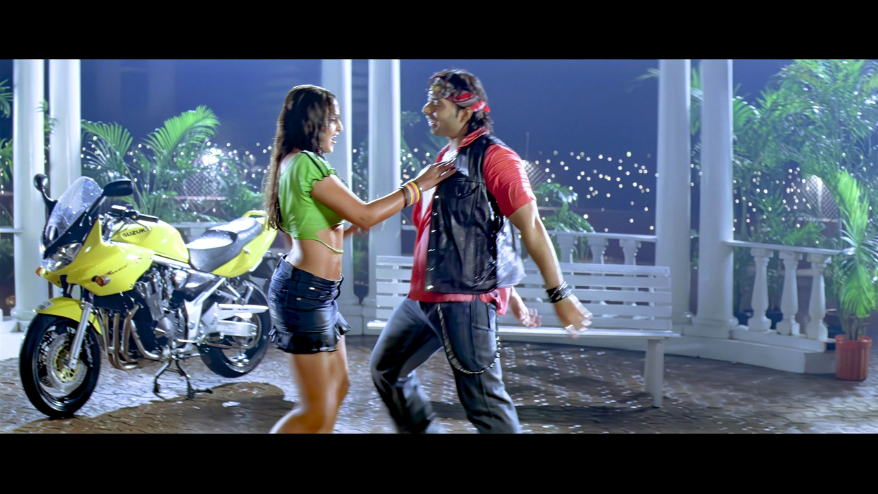 2004 Dhoom 03 Dilbara 4k mp4 snapshot 04 39 635 — Postimages
