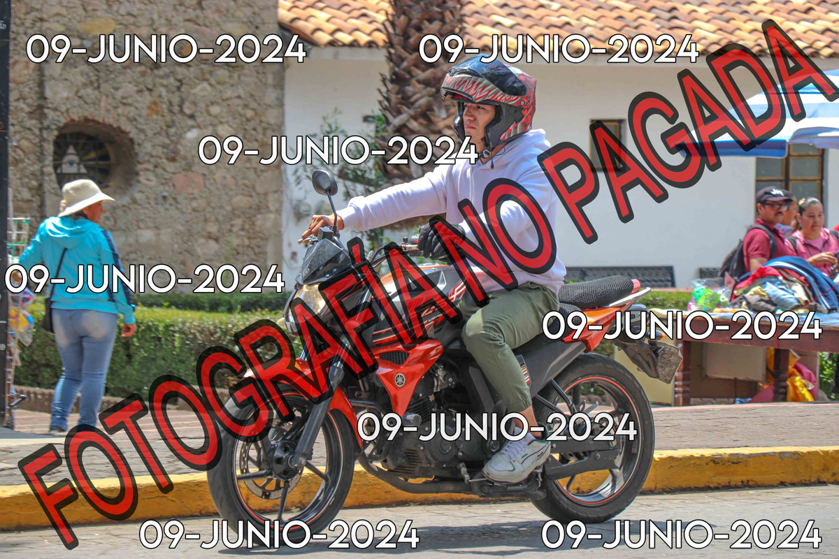 CV 382 — Postimages