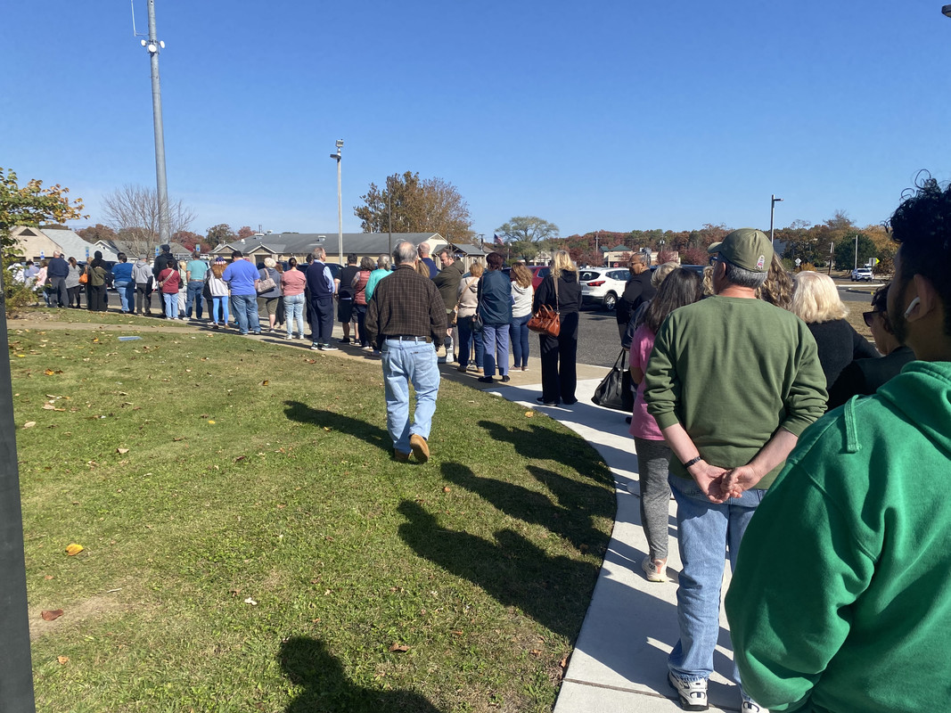 In line to vote!!! - Democratic Underground Forums