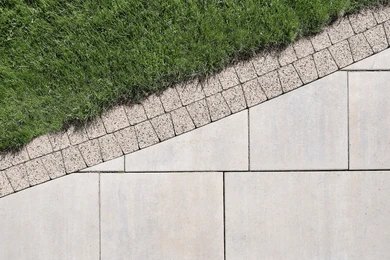 How to Lay Porcelain Paving Slabs: Quick 7 Step Guide | Pave Direct