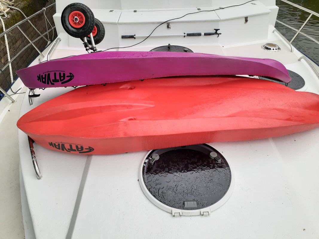 Plastic Barge - Boat Building & Maintenance - Canal World