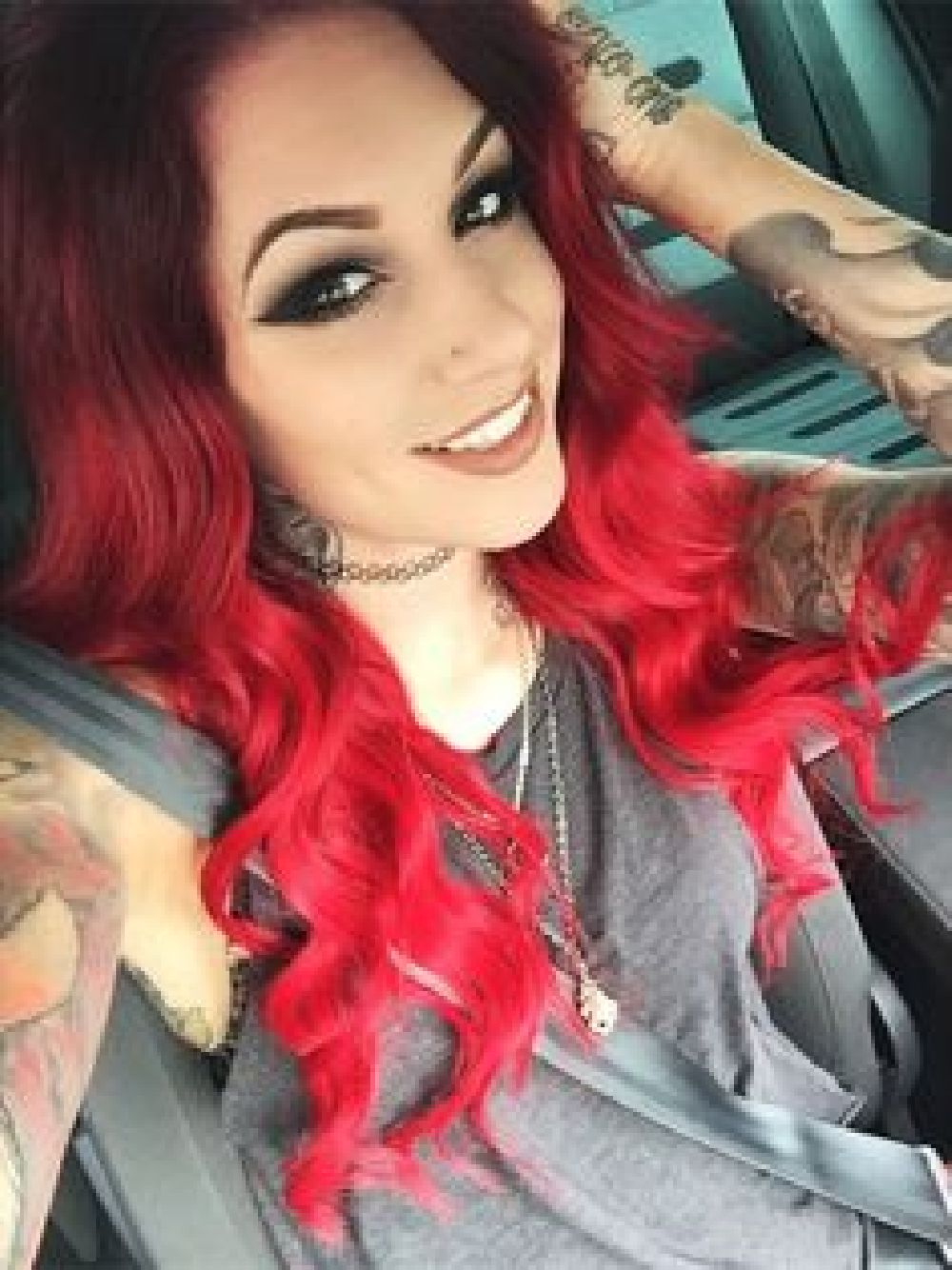 lkjhgfd — Postimages