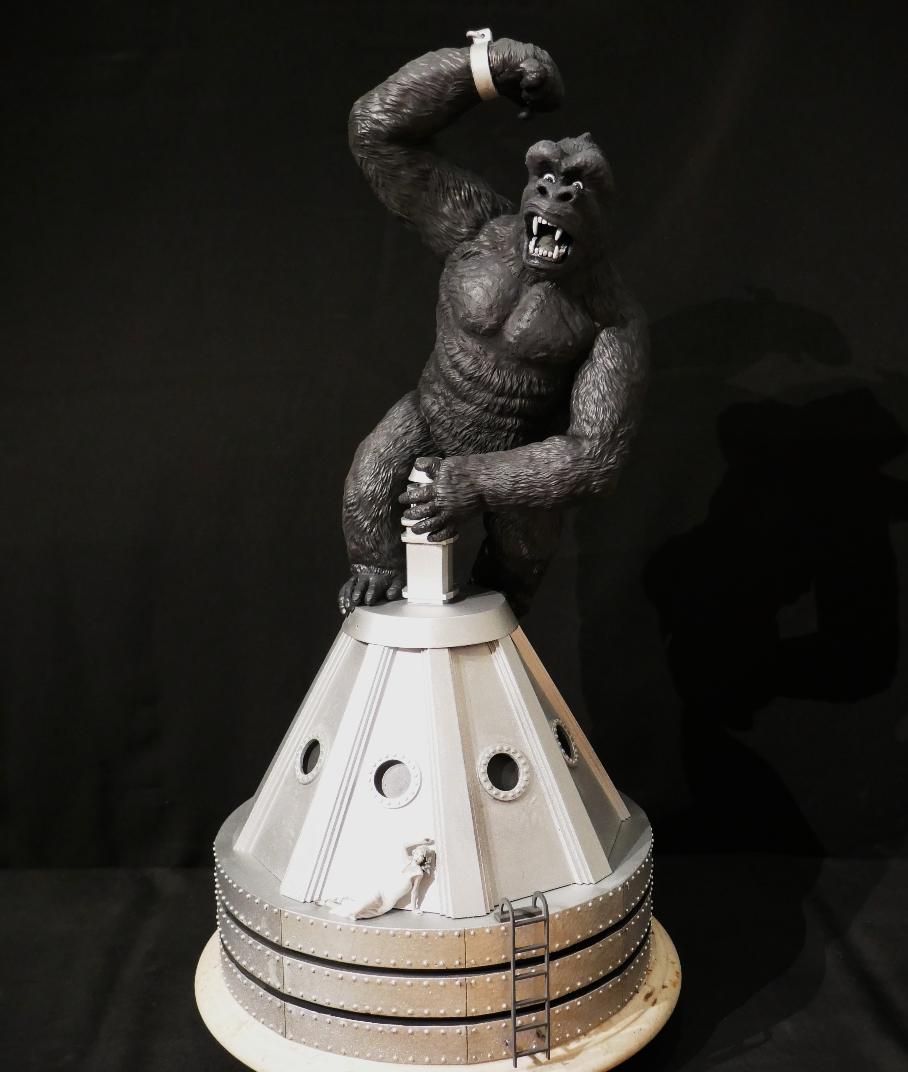 Cipriano Empire State Kong Finished! — Postimages