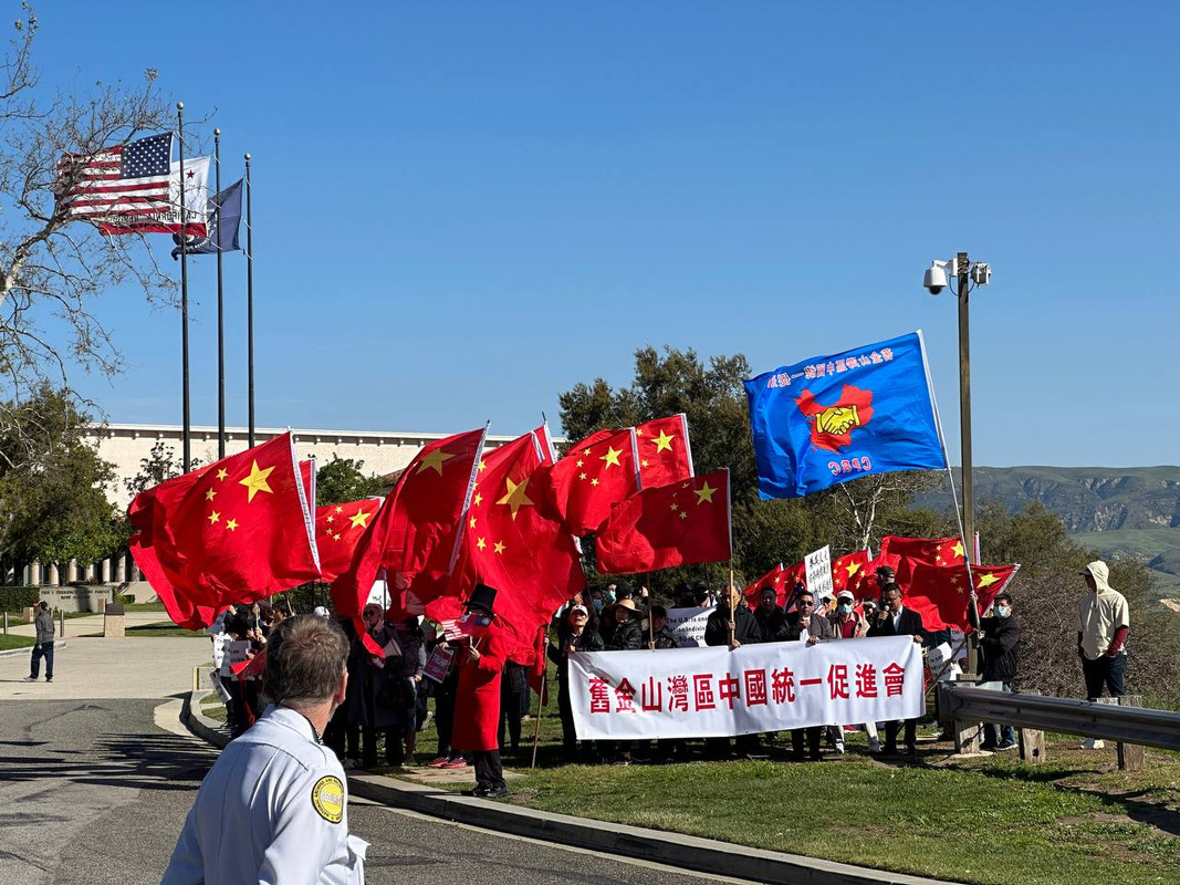 Fs TKAbak AIV8 UB — Postimages