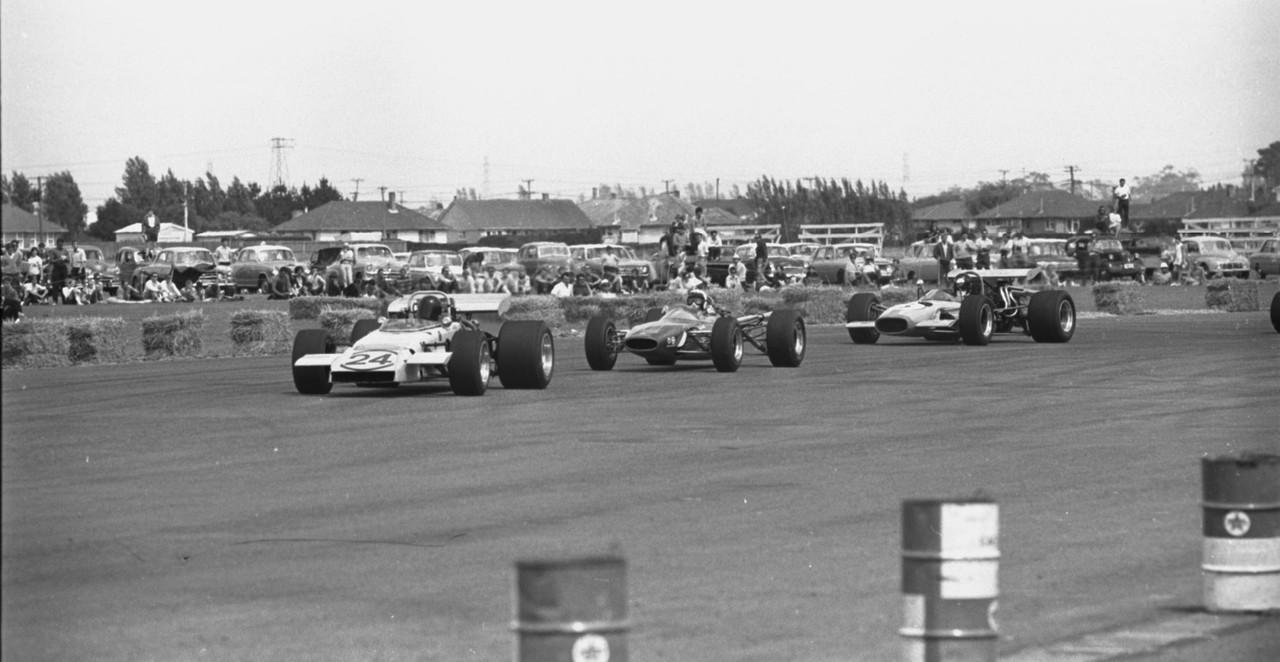 7024 7011 7003 r3 — Postimages