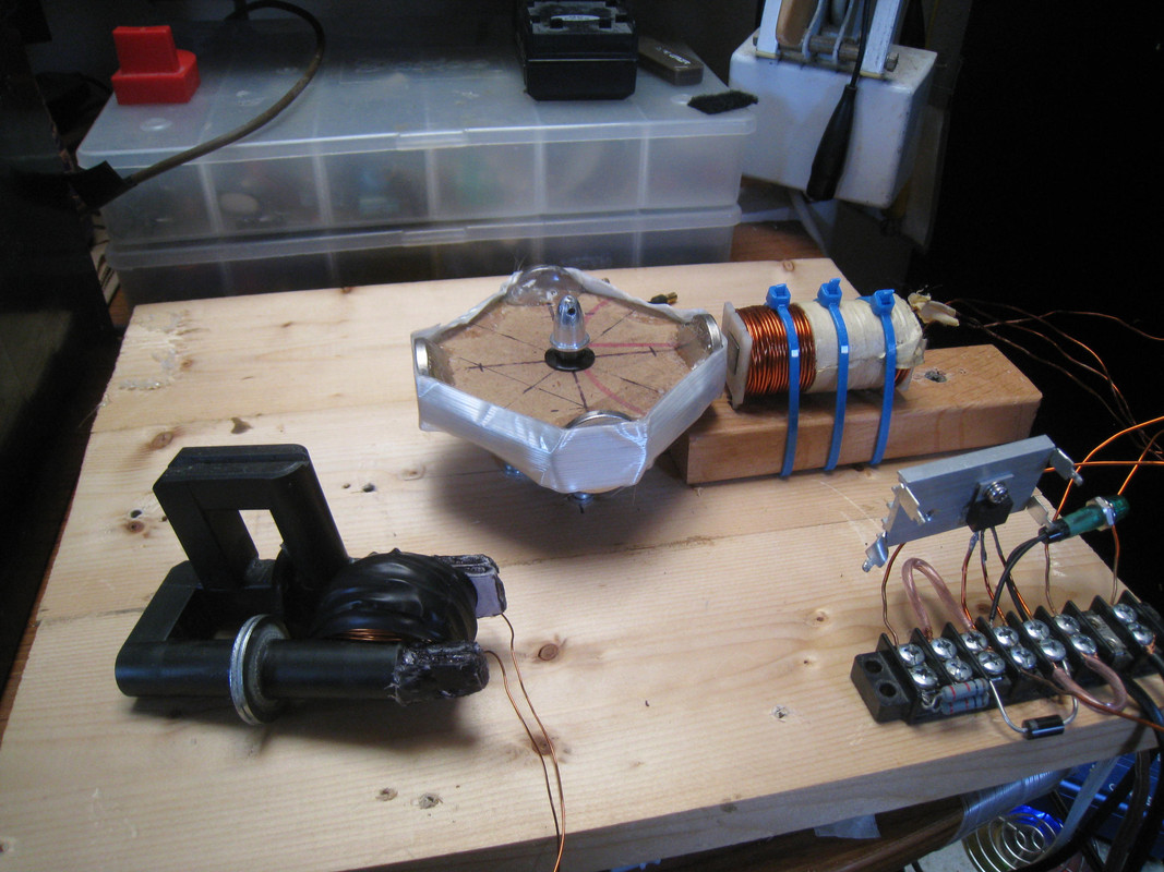 Alex Manzanero Magnetic Diode Experiment using bedini type rotor ...