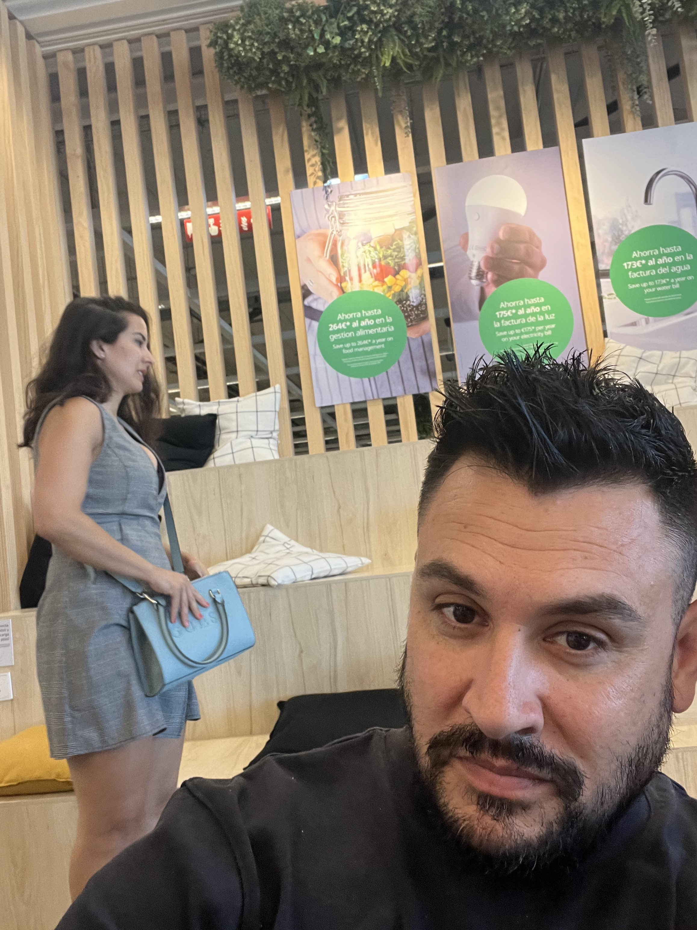 3 D2 FF453 75 FA 4 AFC 9 C5 A E6 BBE6 D54 D63 — Postimages