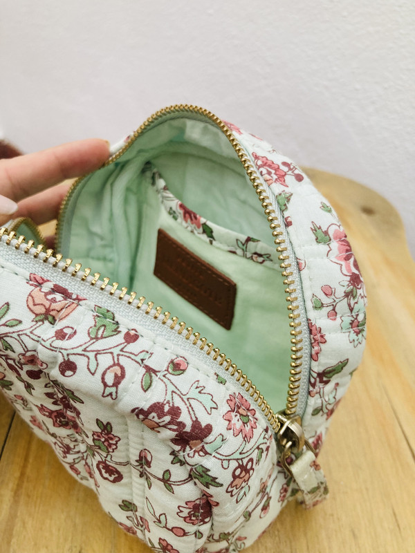 6540 C4 D6 D1 BB 4 A07 AC7 E 52 EA99 B7 DAD5 — Postimages