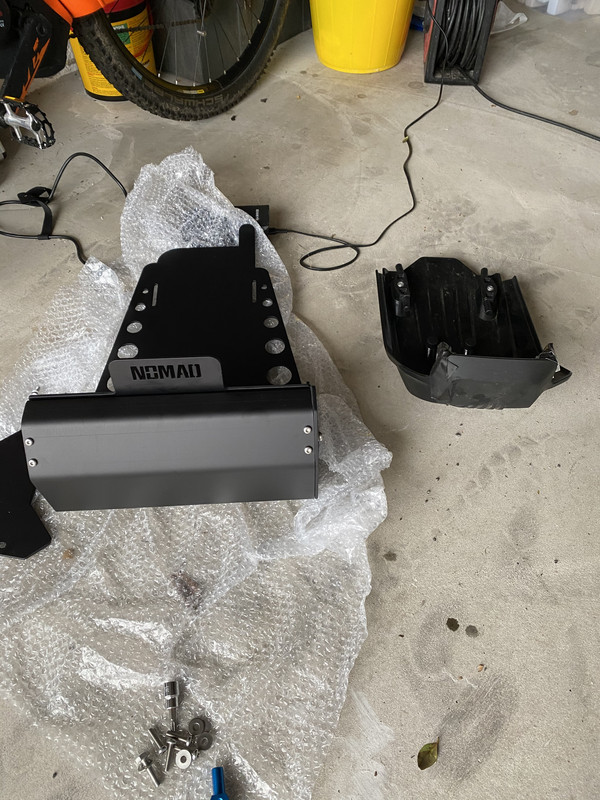 B9 EAB794 C093 4 F6 E B466 9 AA8 C4 A5 F5 DF — Postimages