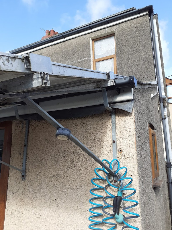 bracket 1 — Postimages