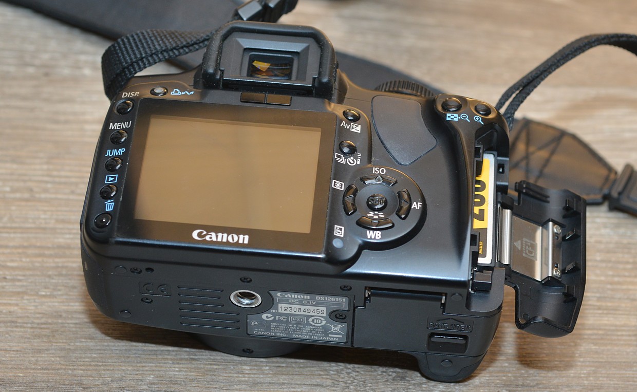 💥Canon EOS 400D *Digitální zrcadlovka*APSC CMOS 10.1 Mpix*👍TOP | Aukro