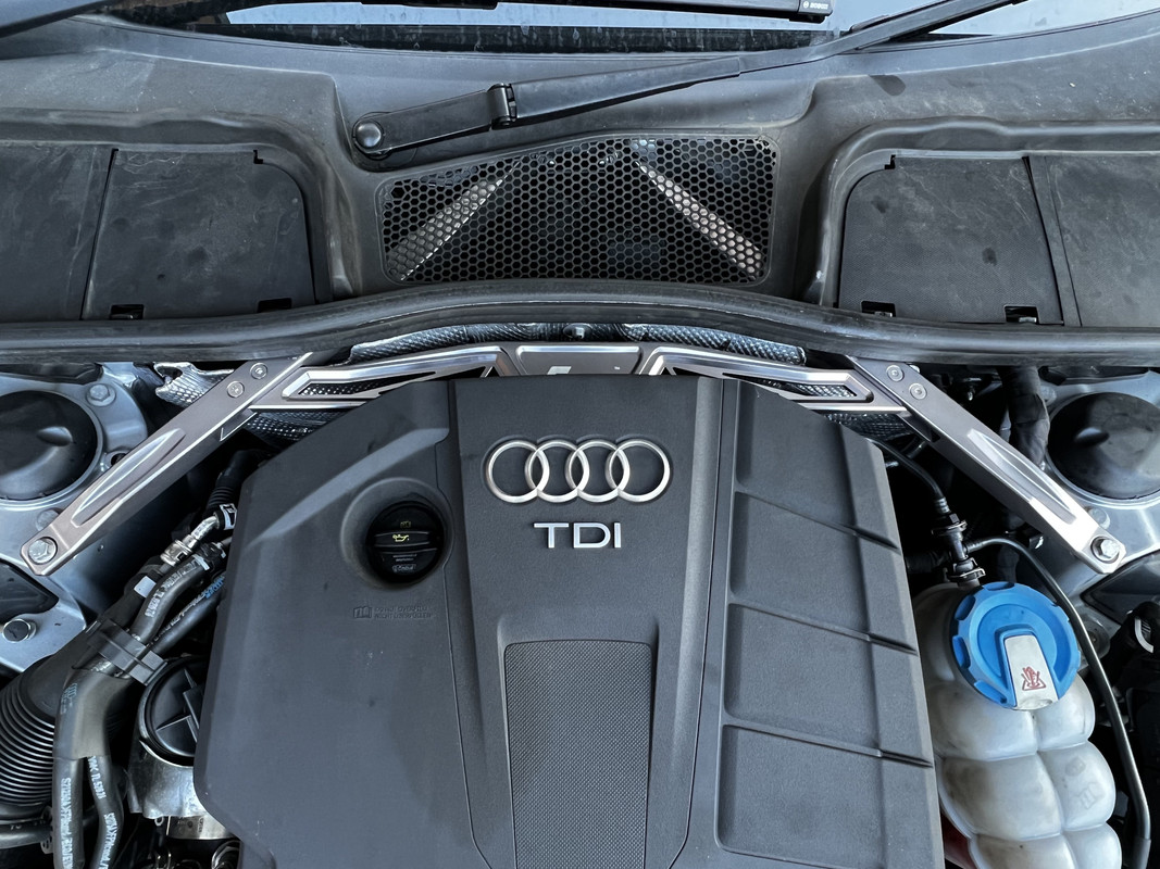 Racingline strut brace fitting issues with engine cover and air pressure sensor - AudiWorld Forums