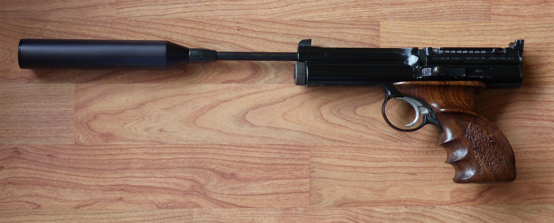 600 Walnut Grips (1) — Postimages