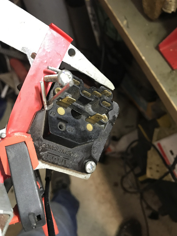 ED8 BD603 E61 D 4 F43 8 CF4 2863 A39 D2149 — Postimages