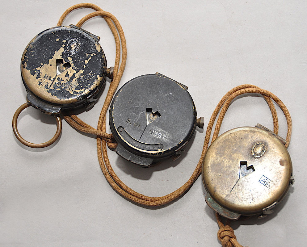 Compas de marcha Suizo de la Armada