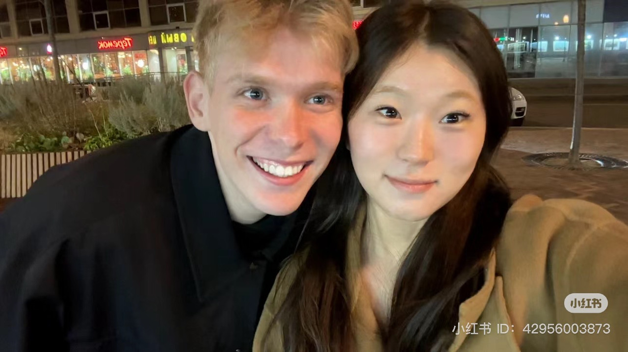 35571 F84 8 B1 D 443 A B225 9771 A78 B9791 — Postimages