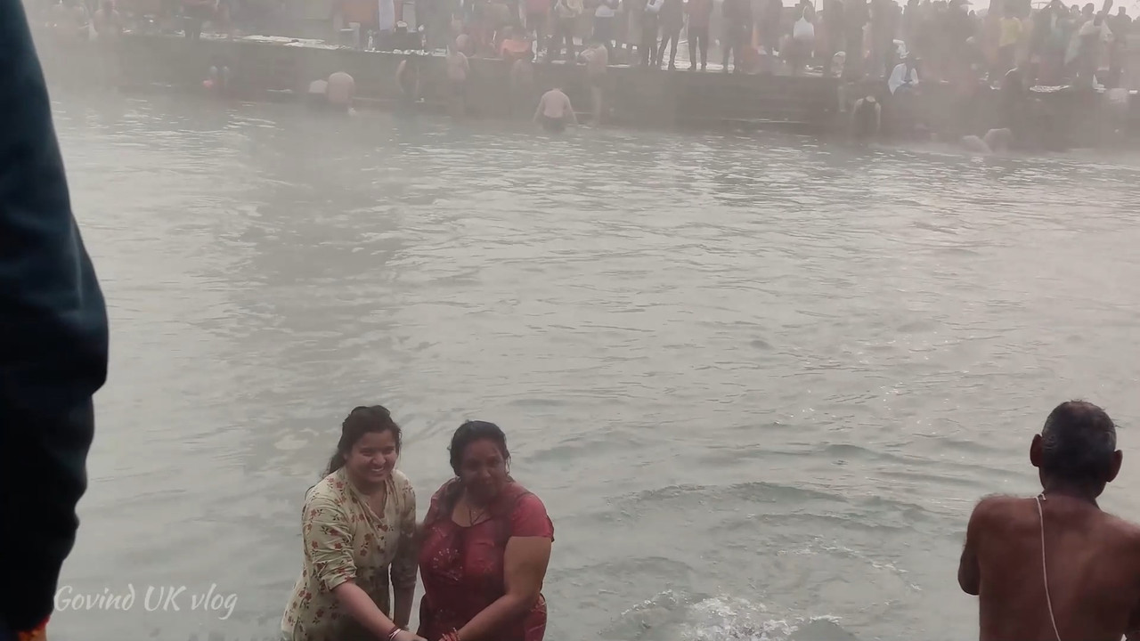 Chubby Ladies Sexy river bath showing boobs and assets mp4 snapshot 00 00 528 — Postimages