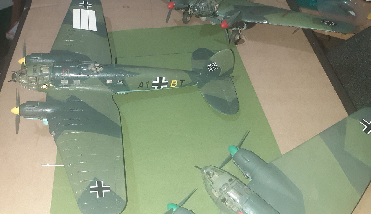 A bunch of 'Einkels !! - The Unofficial Airfix Modellers' Forum