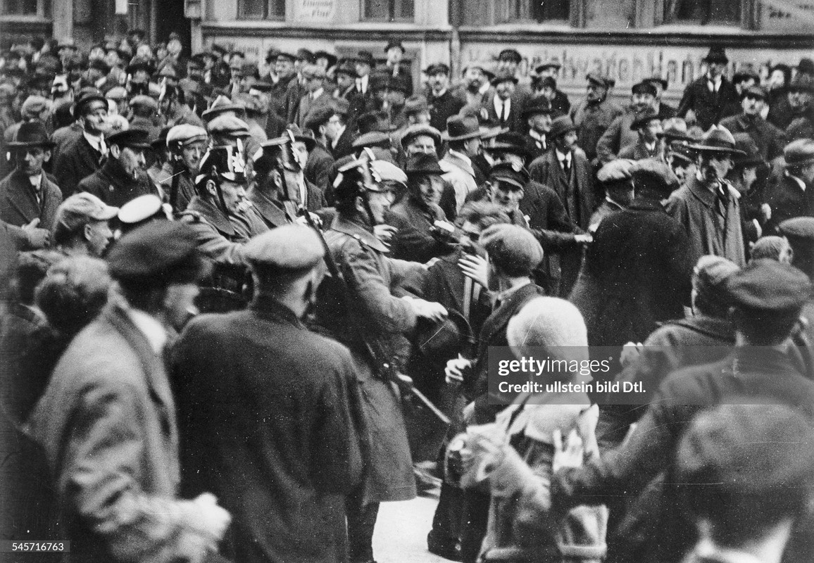 october 16th 1923 berlin riots and looting caused by the v0 6g7rzxltdlub1 — Postimages