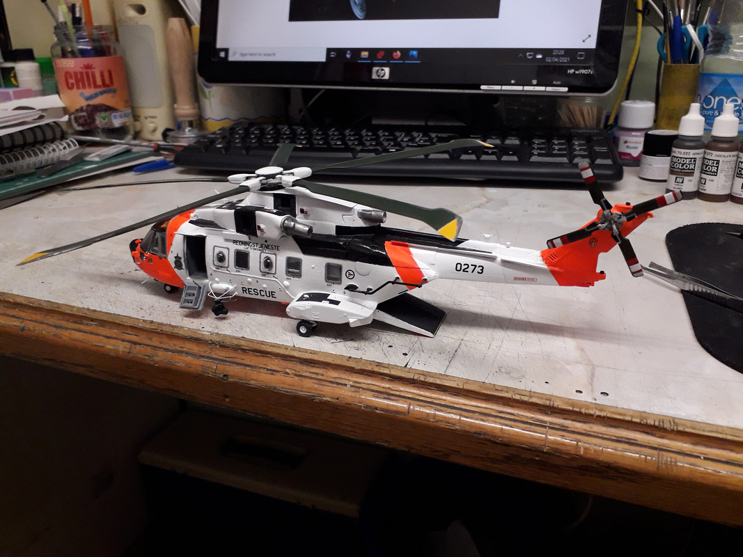 Looking for Fluorecent Red/Orange model paint - Aircraft Modern ...
