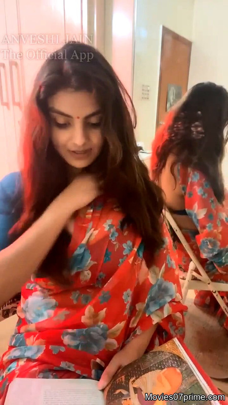 Anveshi Jain Live mp4 0015 — Postimages