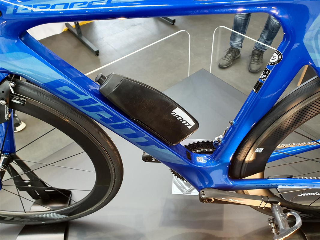 7 Custom — Postimages