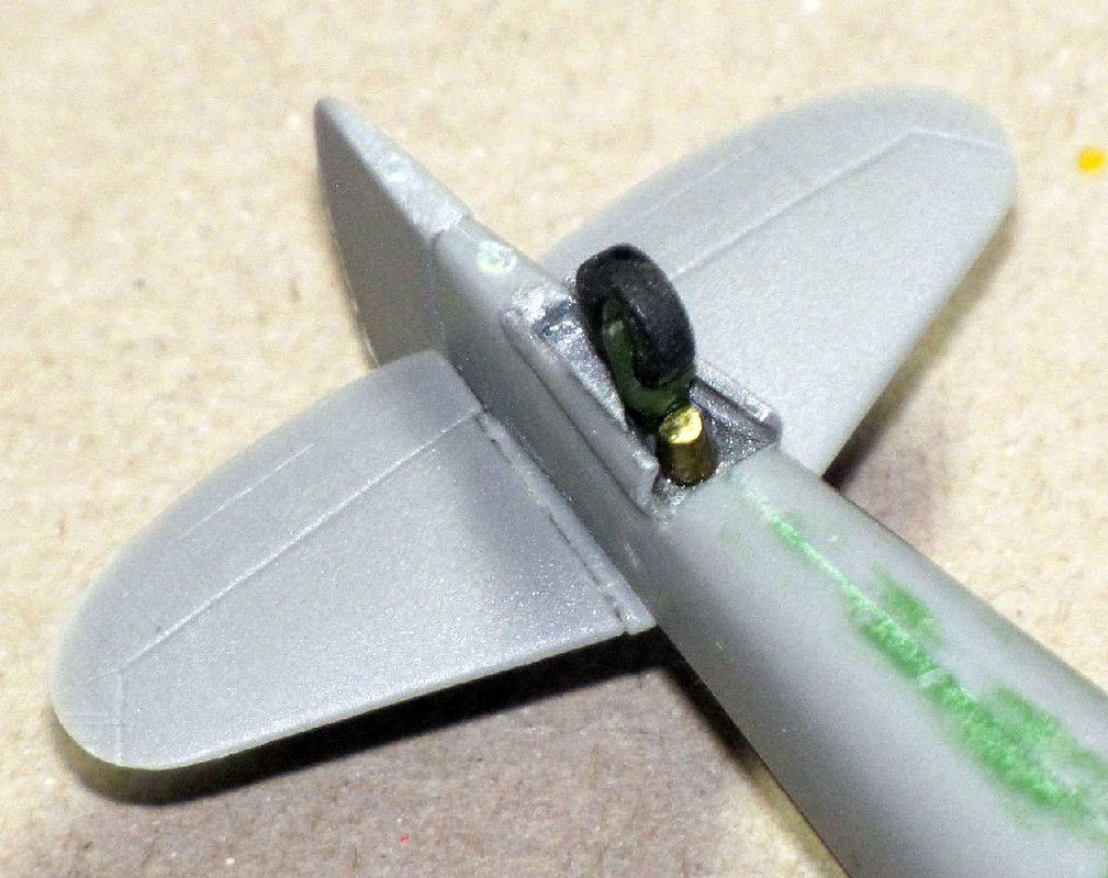 J22B 21 — Postimages