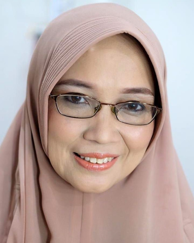 Kondisi Teh Ninih Dipoligami AA Gym, Dicerai, Rujuk, Lalu Dicerai Lagi ... Kondisi Teh Ninih Dipoligami AA Gym, Dicerai, Rujuk, Lalu Dicerai Lagi ...