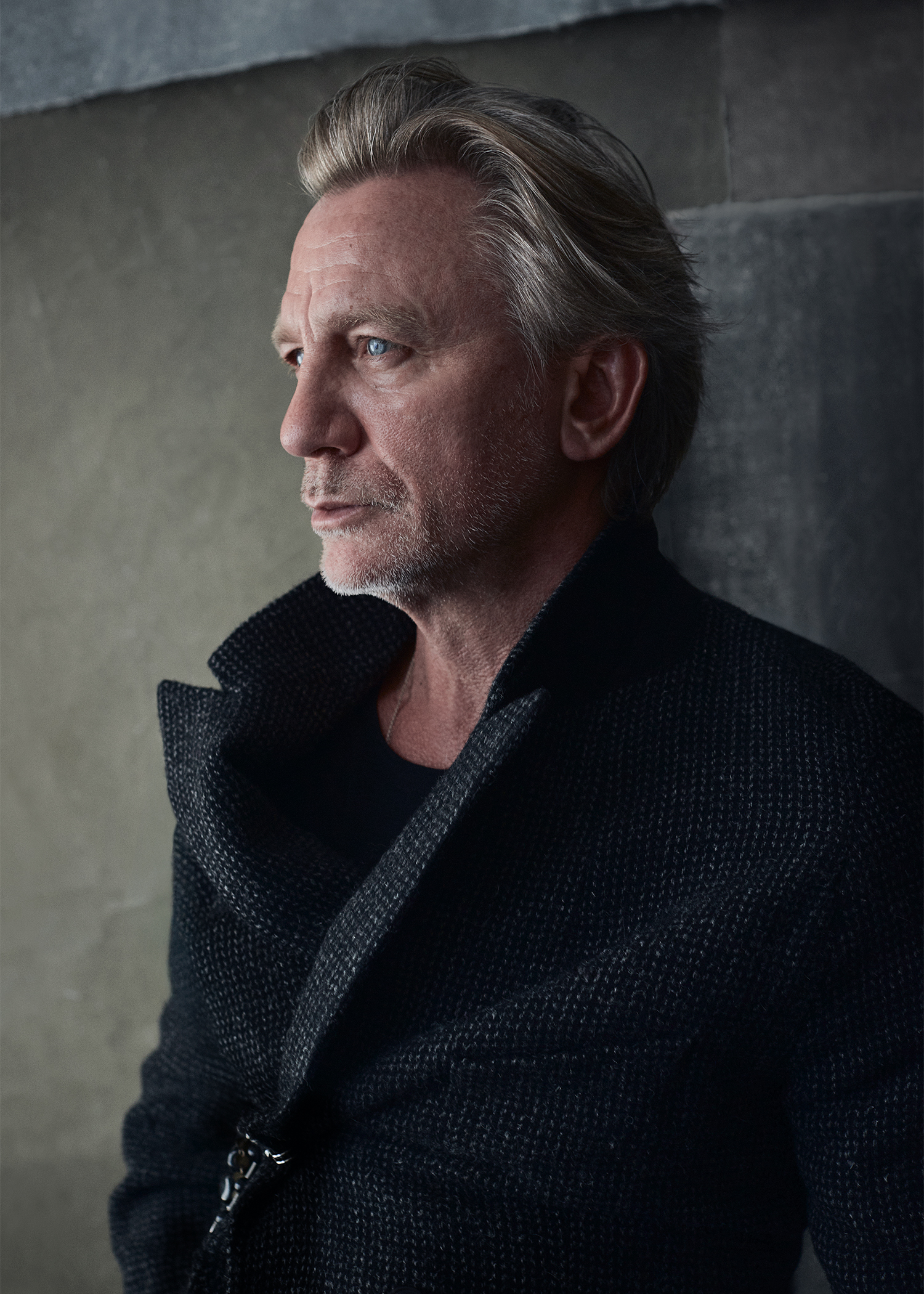 Daniel Craig Queer Variety 2 — Postimages