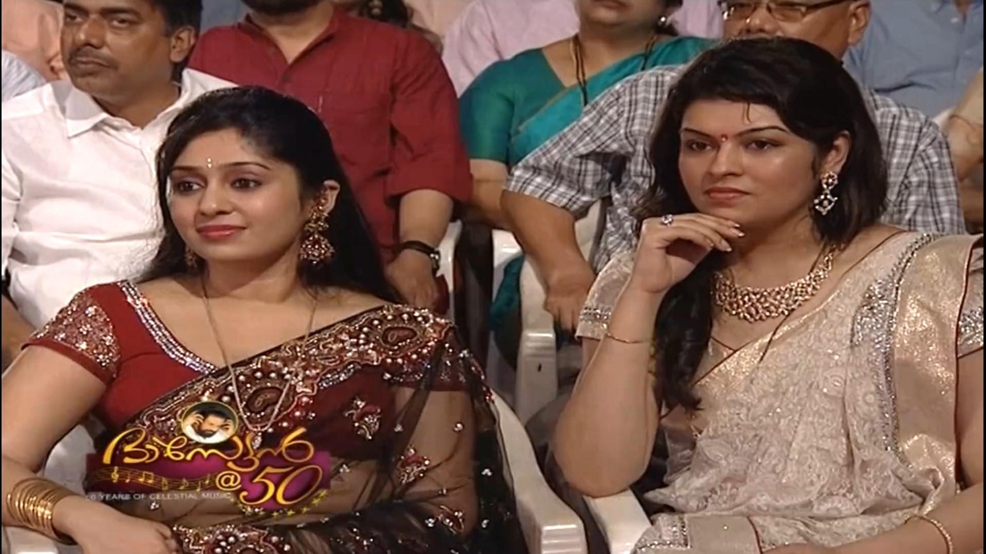 Yesudas Cute Beautiful Daughter in Law Sexy Big Deep Navel Show in Thin ...