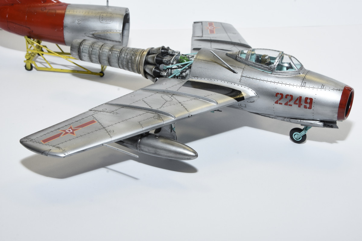 Trumpeter MIG-15 - Ready for Inspection - Large Scale Planes