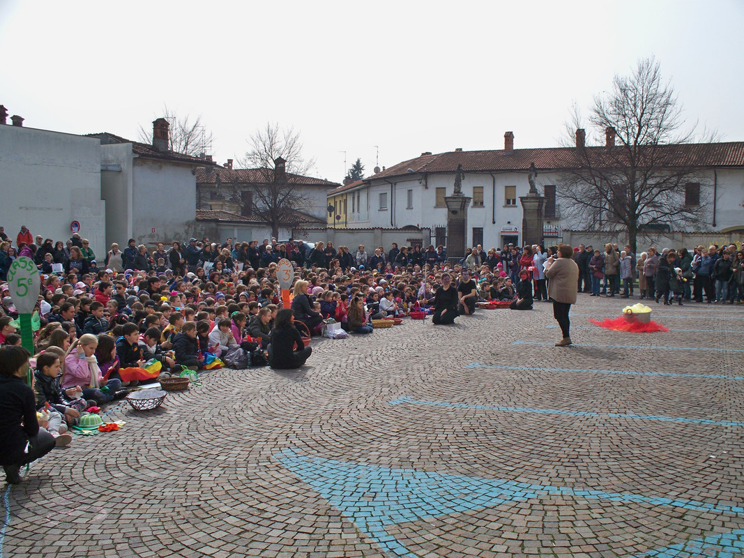 100 2972 — Postimages