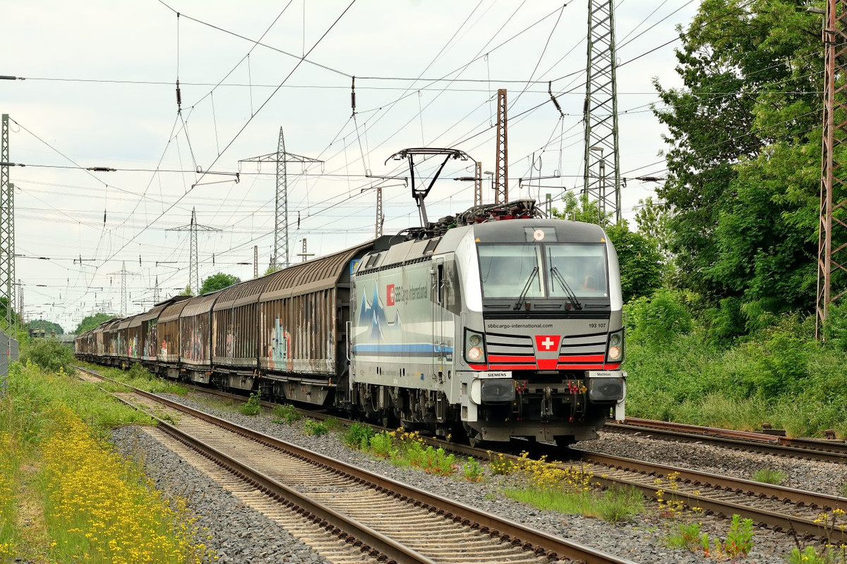 193 107 — Postimages