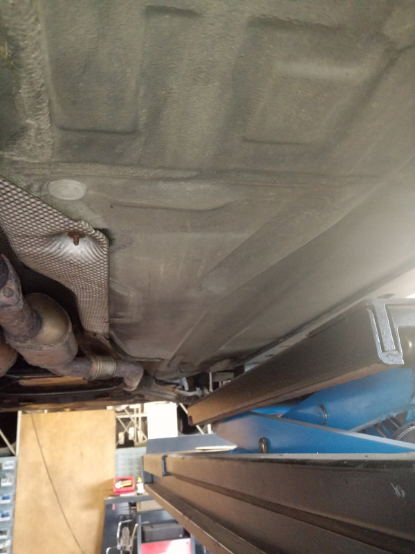 So, shall we all see how much rust is underneath? | Mercedes-Benz ...