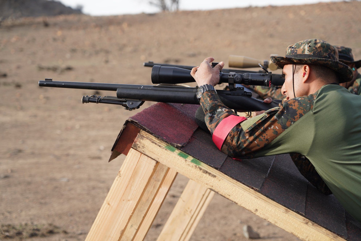 Fuerzas Comando Chile Sniper Event A068 — Postimages