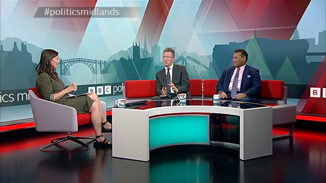 05 28 10 00 00 Politics Midlands Elizabeth Glinka with the lates ts ...