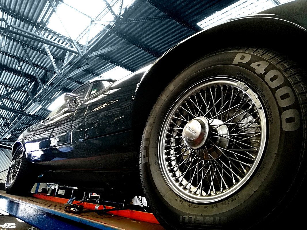 JAGUAR E TYPE V12 EA2207 Bd1 — Postimages