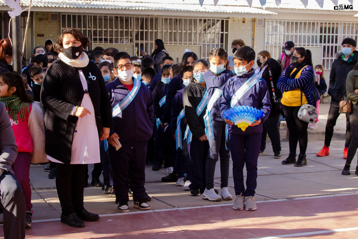 IMG 3292 INTERNET — Postimages