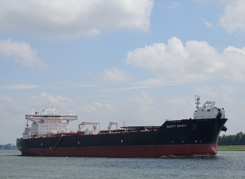 Spotten in De Hoek. - Pagina 630 - SCHEEPVAART FORUM