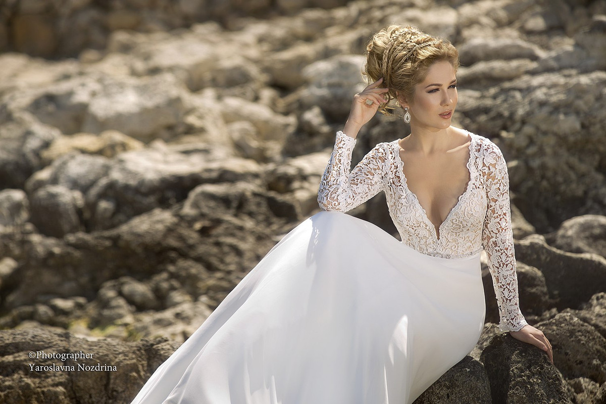 A (220) — Postimages