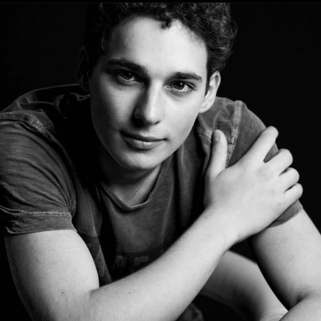 Александър Кендеров ще е Емил Димитров в новия голям филм на Иван и Андрей