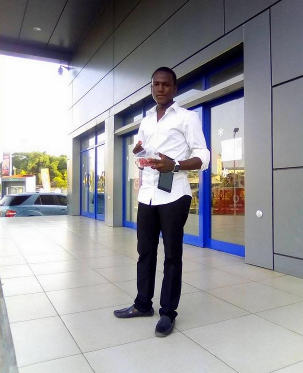 douala atrium shopping mall hjkghj — Postimages