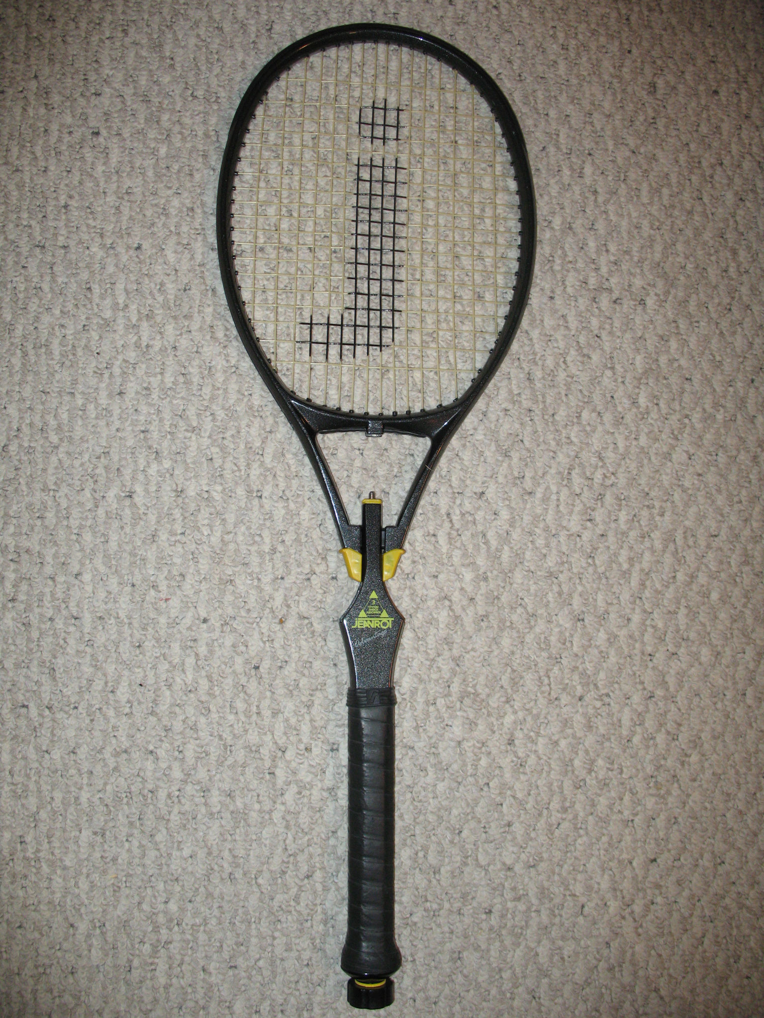 Jeanrot Foldable Racket 1 — Postimages