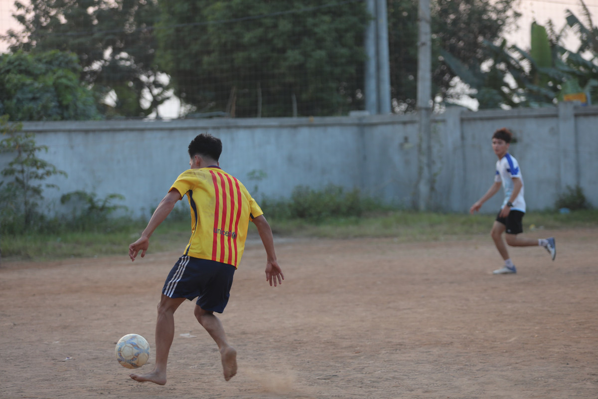 LAM 4722 — Postimages