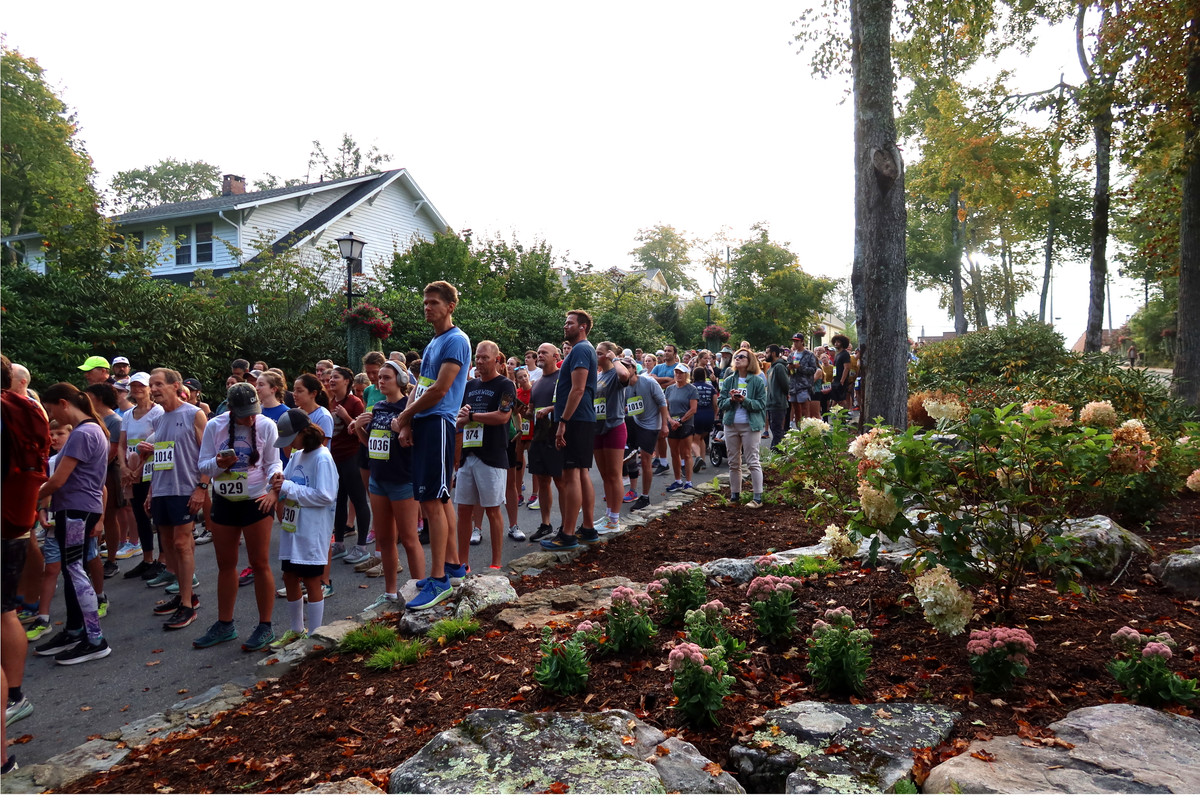 RunningAHEAD - Topic: September races and relaxing