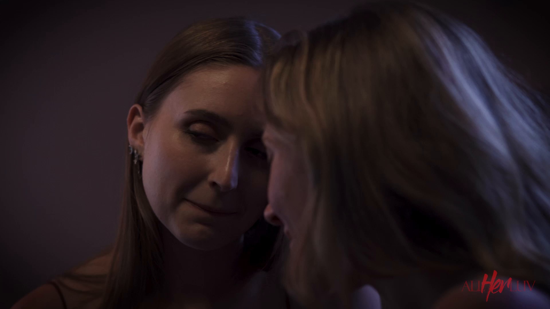 Laney Gray Addison Vodka Apart From The Crowd ALLHERLUV mp4 0002 — Postimages